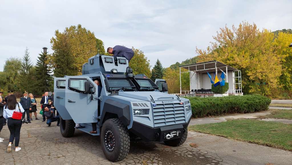 Predstavljeni novonabavljeni transporteri Uprave policije MUP-a TK