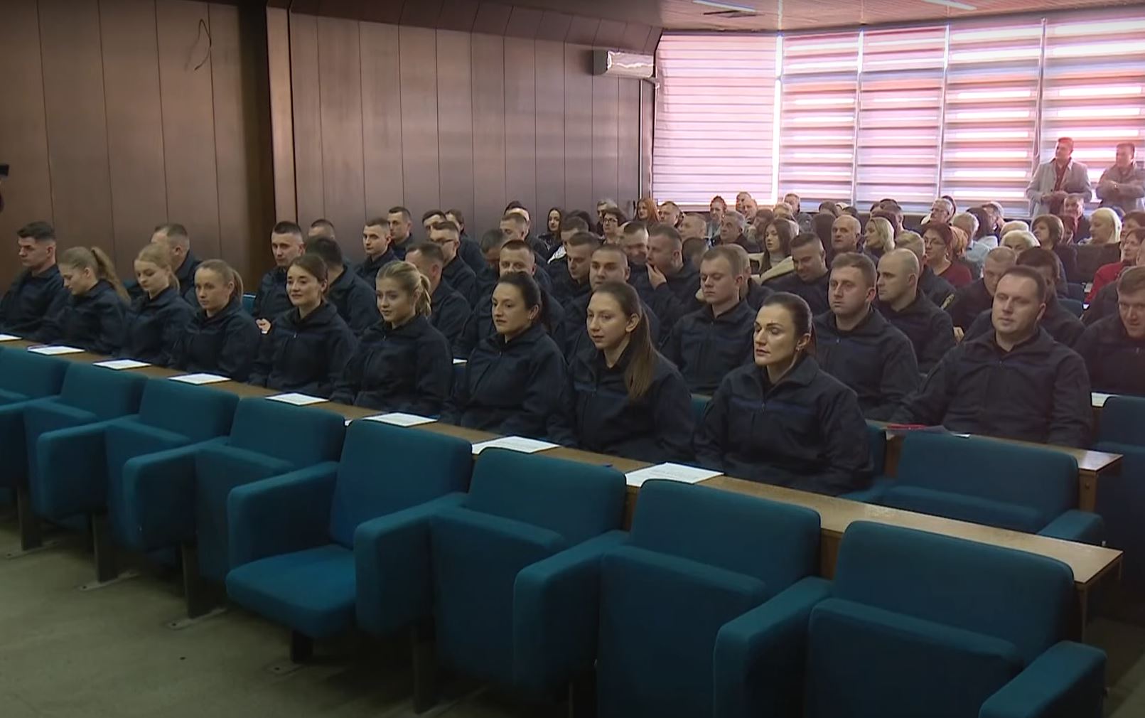 MUP TK u Lukavcu upriličio potpisivanje ugovora o prijemu 40 kadeta