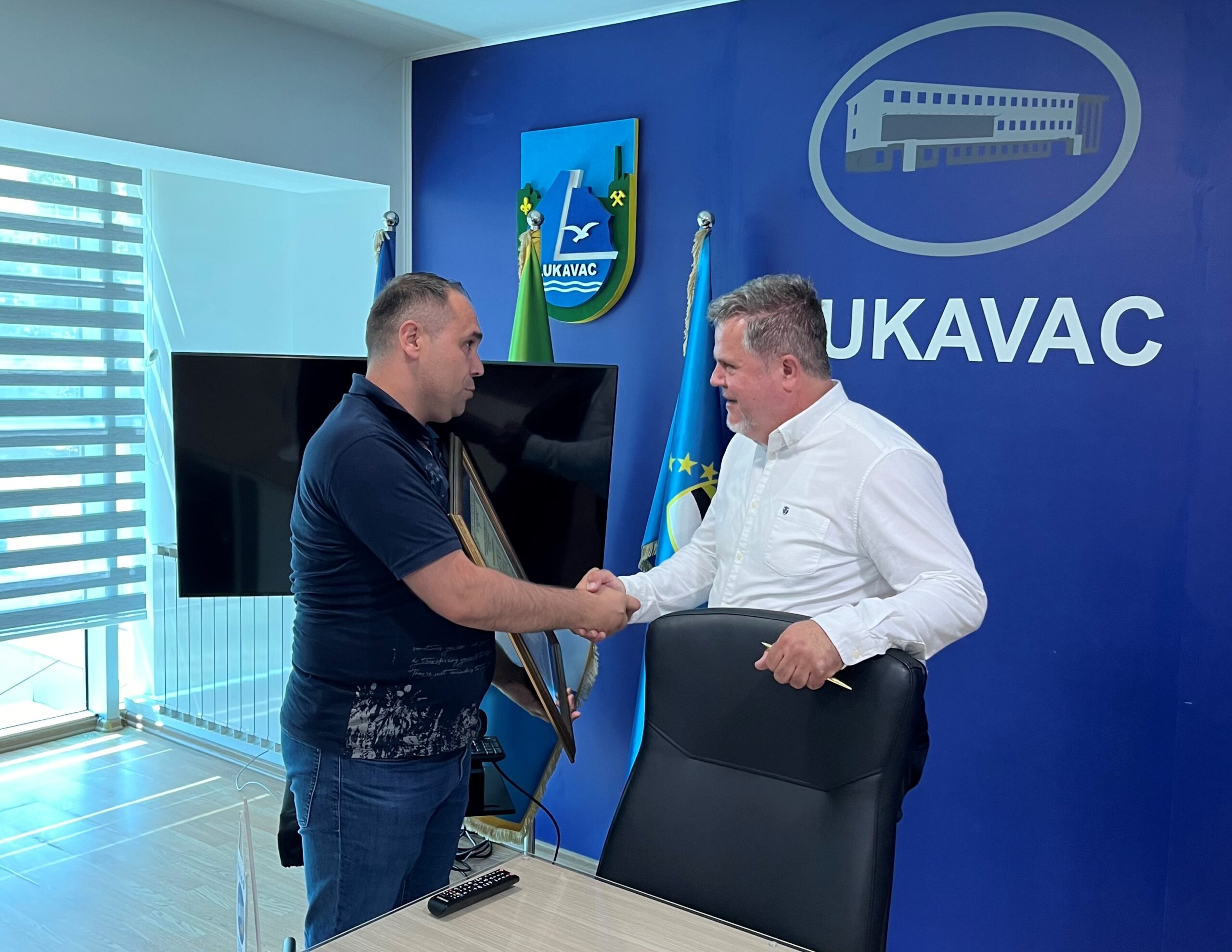 Gradonačelnik Edin Delić dobitnik Zlatne Plakete Sindikata državnih ...