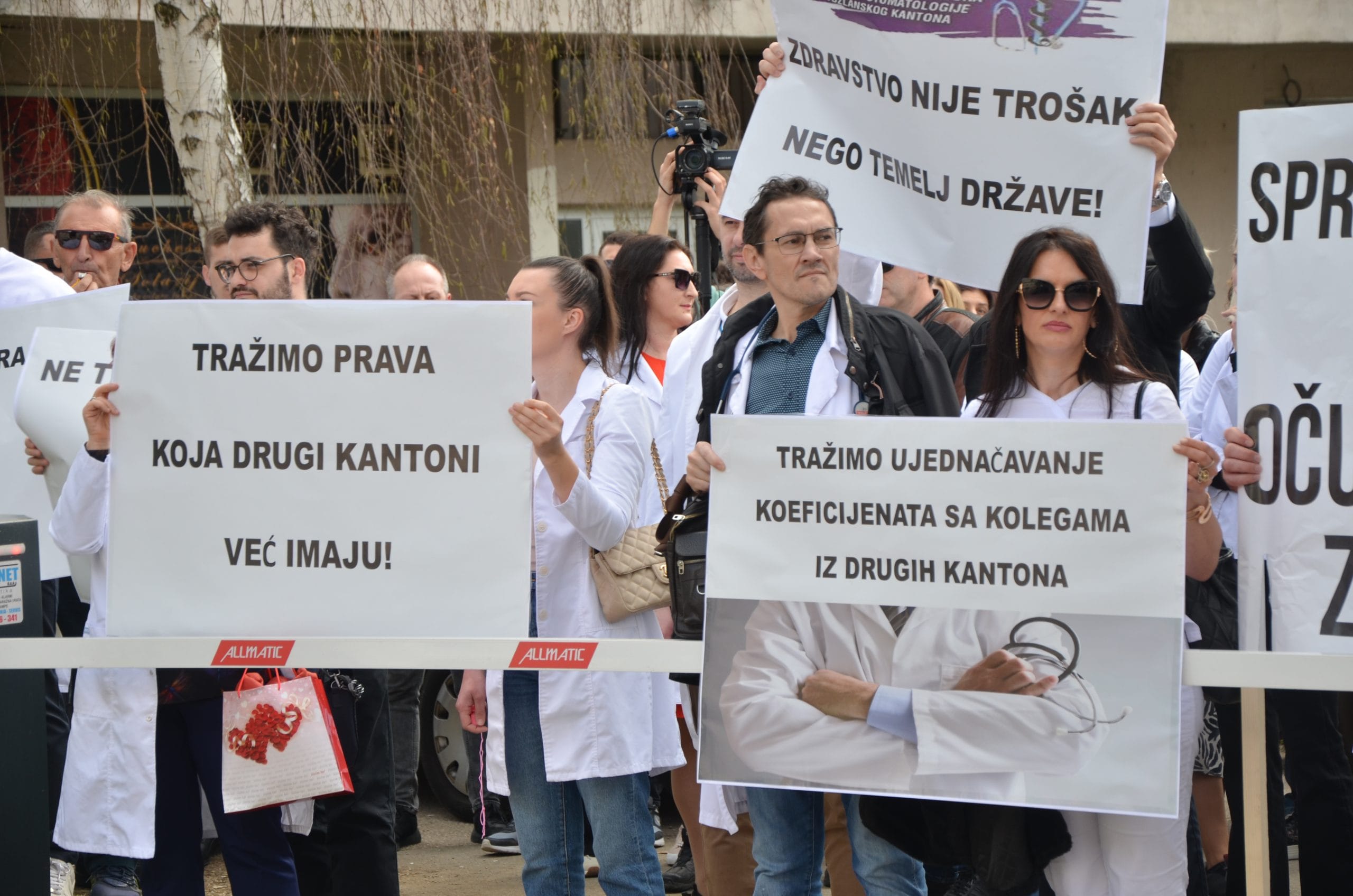 Strukovni sindikat doktora medicine i stomatologije TK: Uspješno ...